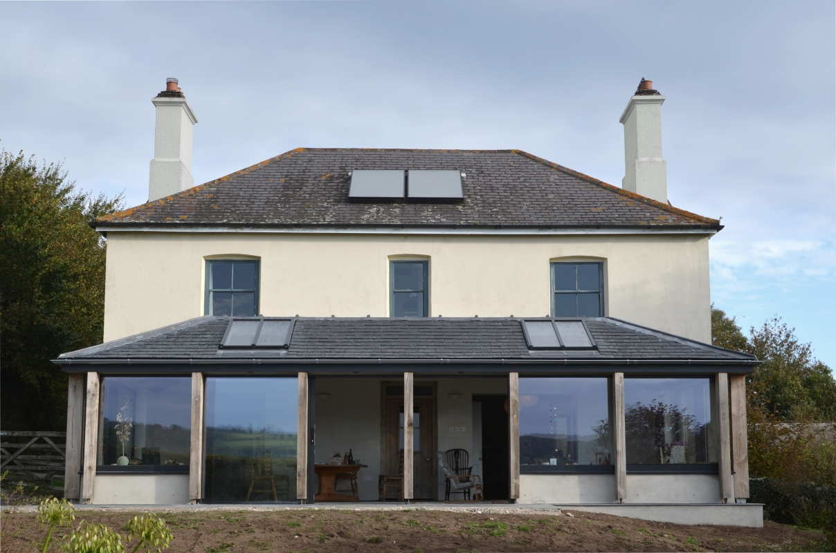 Oak Portal Frame Dartmoor Extension - Projects / Services - EmanuelHendry