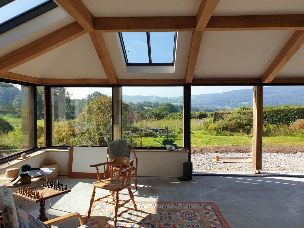 Oak Portal Frame Dartmoor Extension - Projects / Services - EmanuelHendry